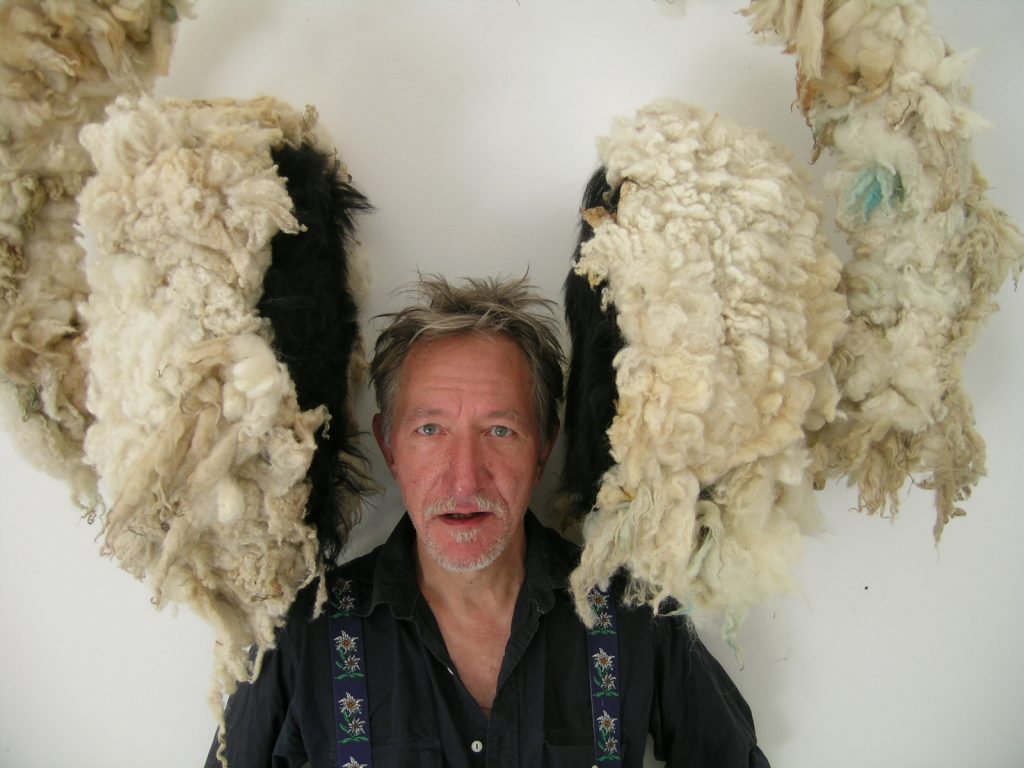Gosset to showcase Bob Budd sculpture at Vign'Art Festival - The Drinks ...