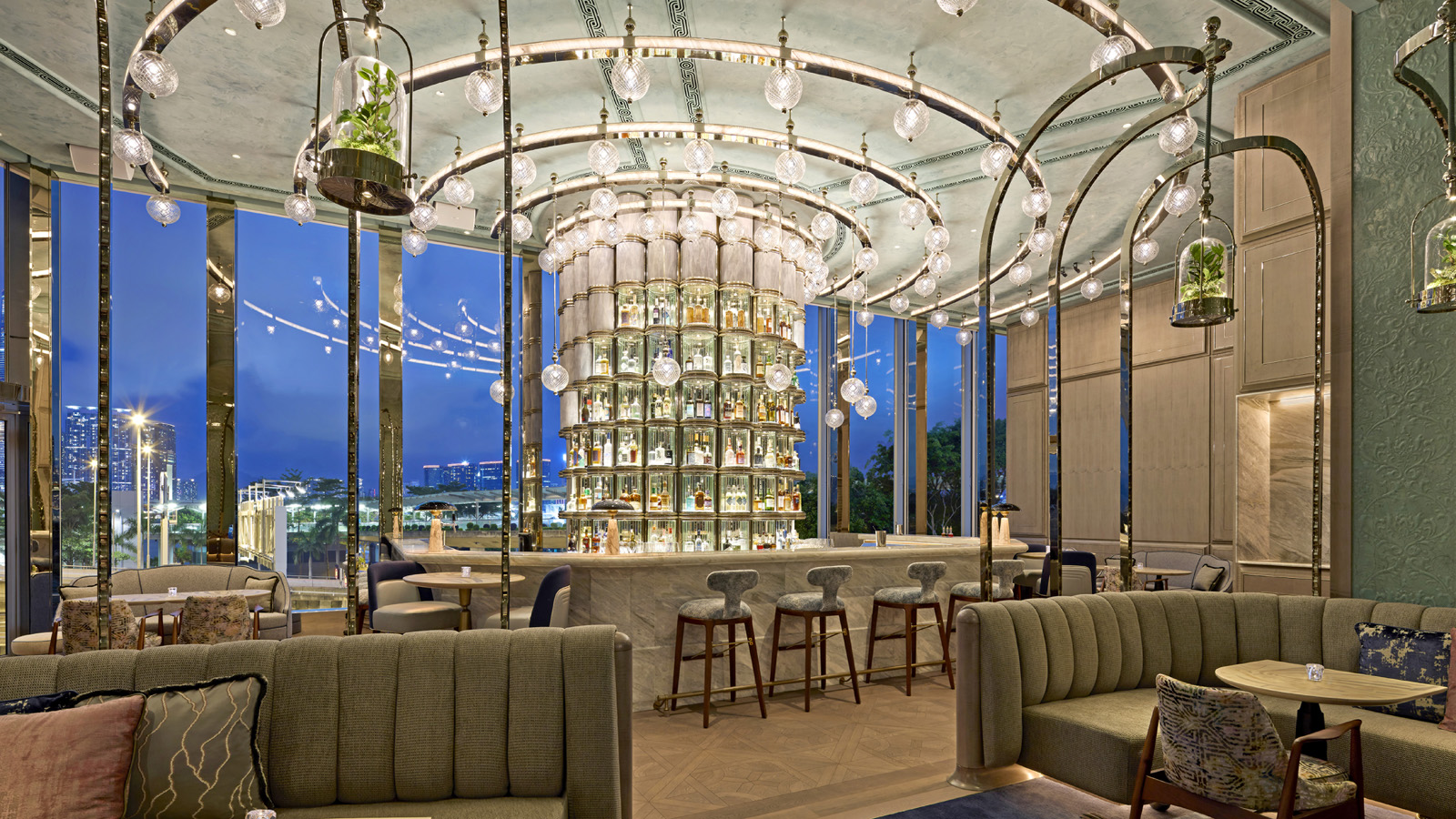 Four Seasons Hotel Hong Kong launches new cocktail bar - The Drinks ...