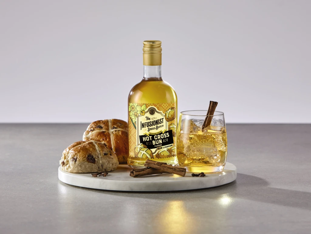 Aldi launches hot cross bun gin liqueur