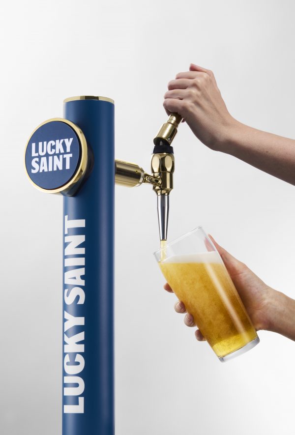 Lucky Saint becomes first alcohol-free draught partner of the Kia Oval