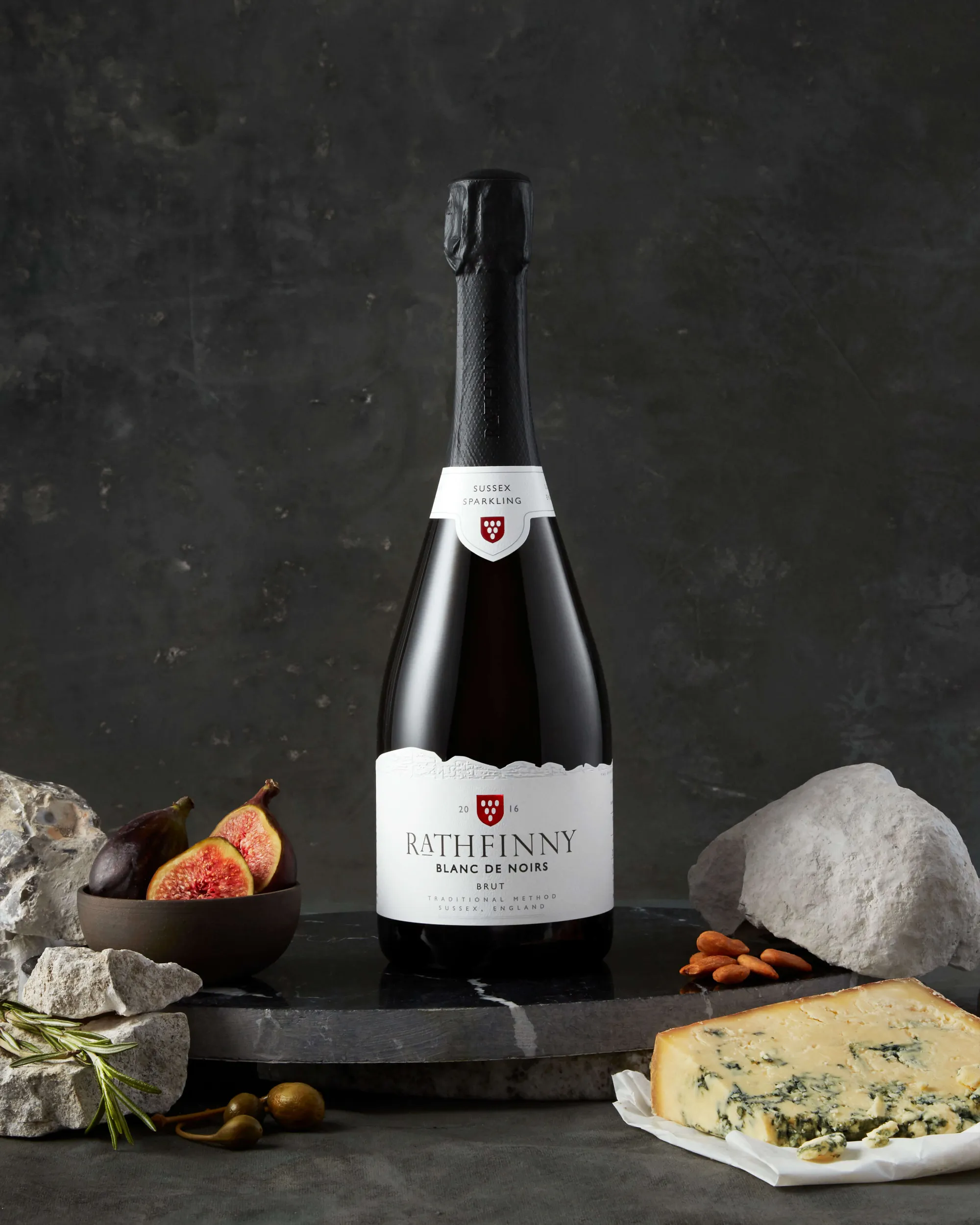 Nine English wines to celebrate St. George's Day with