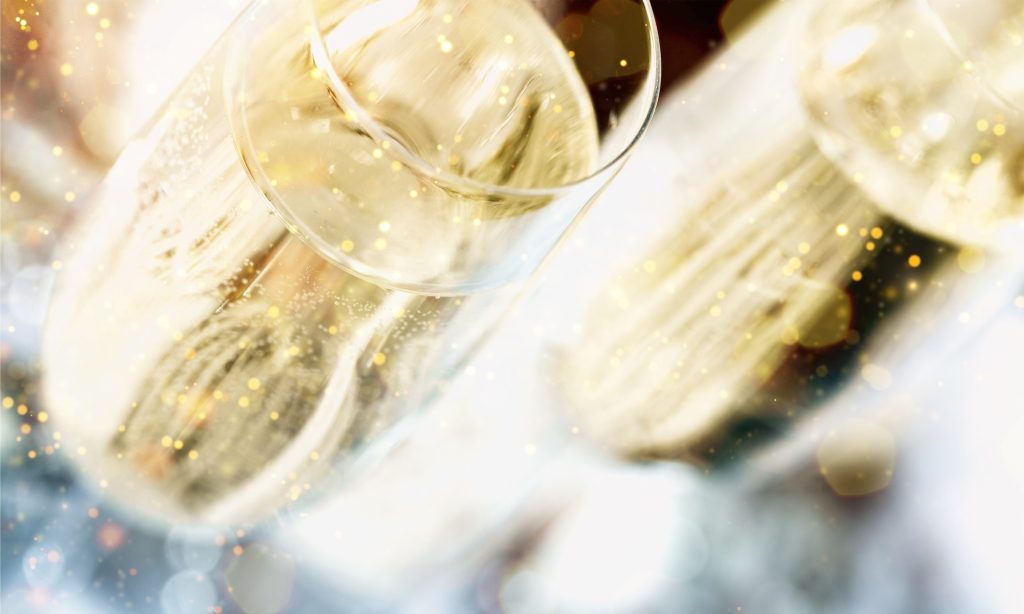 Champagne ships 326 million bottles in 2022 - The Drinks Business