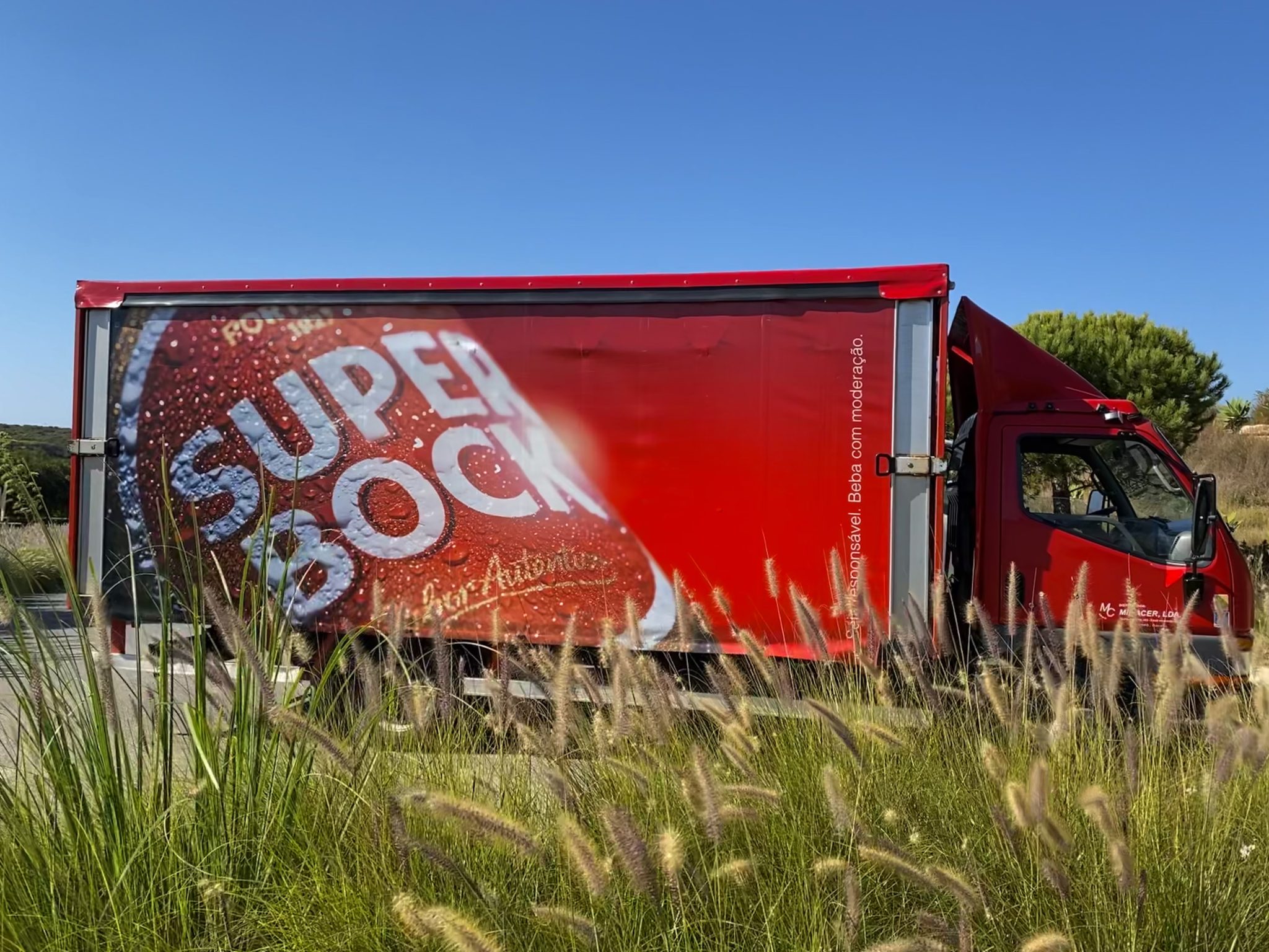 James Clay becomes sole UK importer of Super Bock beer