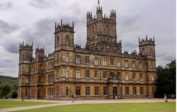 First crop harvested from Downton Abbey's Highclere Castle