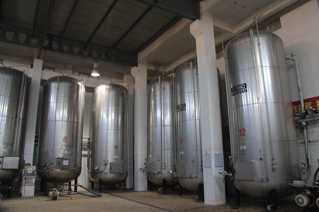 Making a Master: Dynasty 5° Sparkling Wine