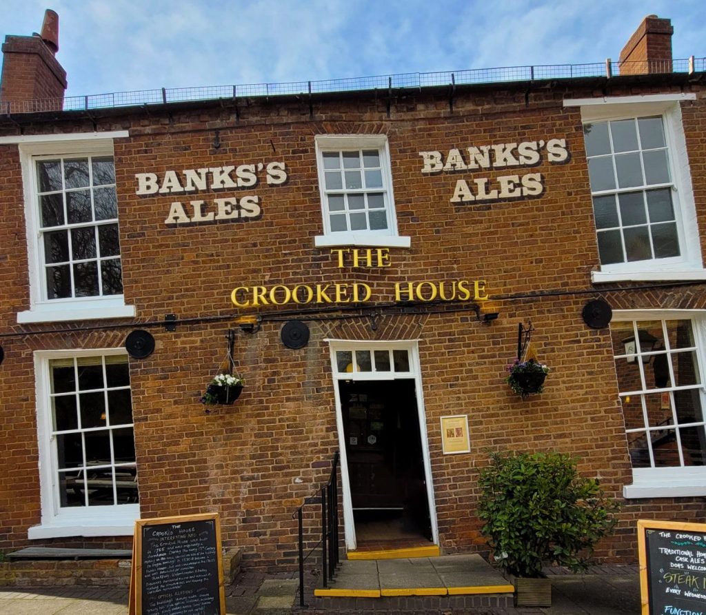 Government urged to back new law to protect historic pubs