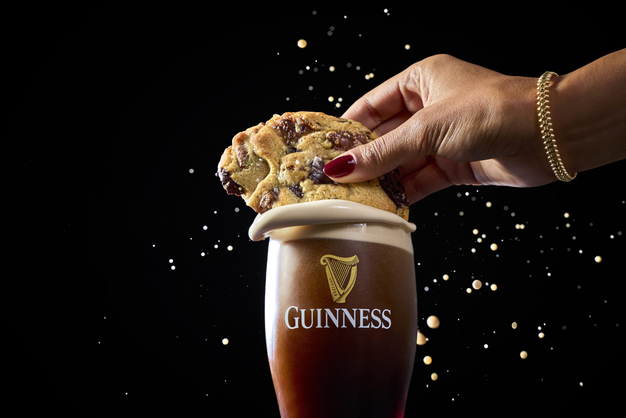 Cookies and Guinness just became a festive treat