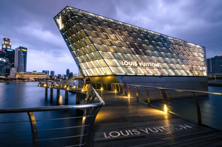 Bernard Arnault tightens grip on LVMH with majority family stake